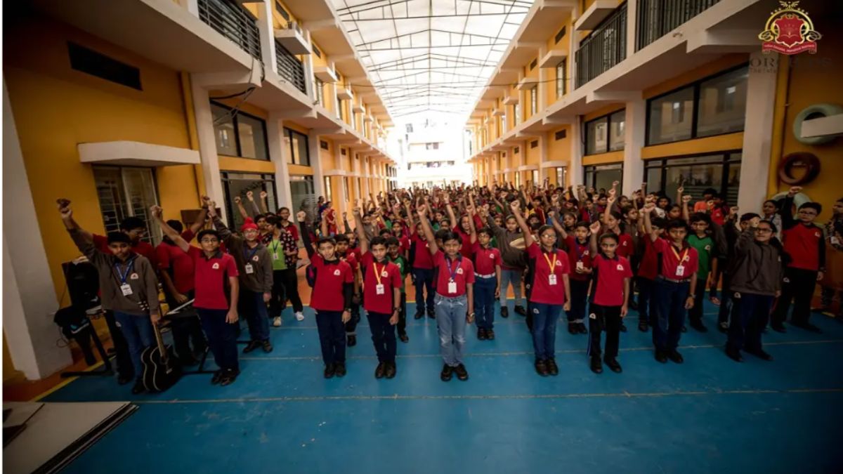 Top Advantages of School Uniforms | Orchids International